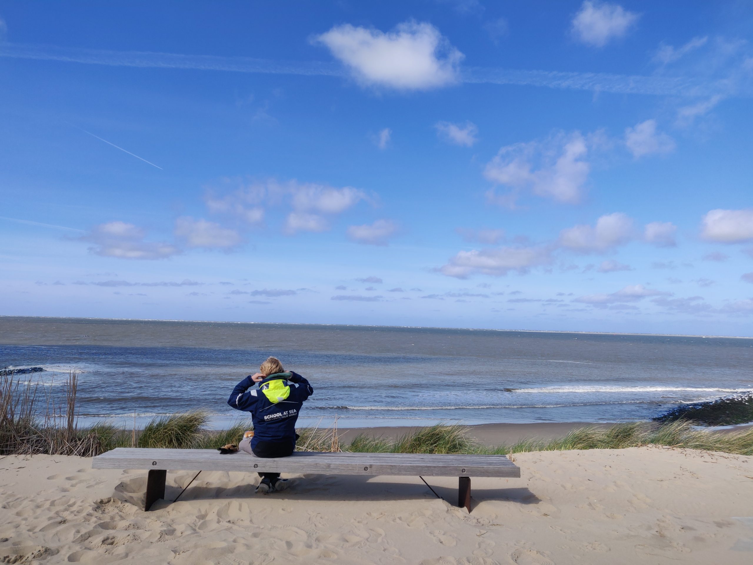 Stilte voor de storm - School at Sea